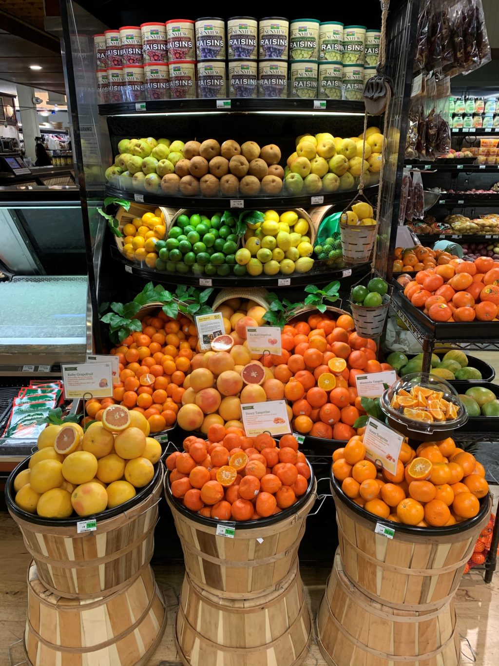 B&J Ranch Citrus Display Contest Winners - Veritable Vegetable